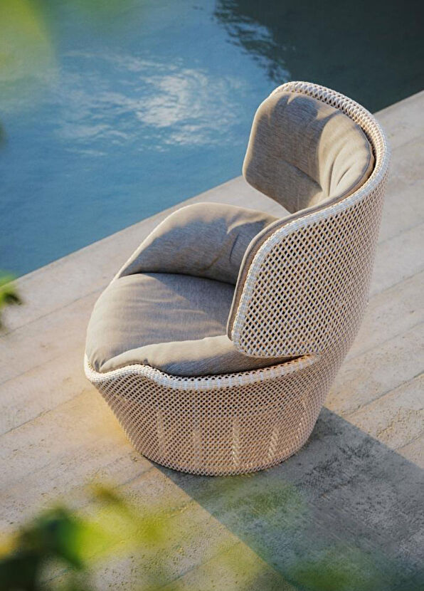 Dedon - Seashell Grand Oasis Light Beige Garden Armchair