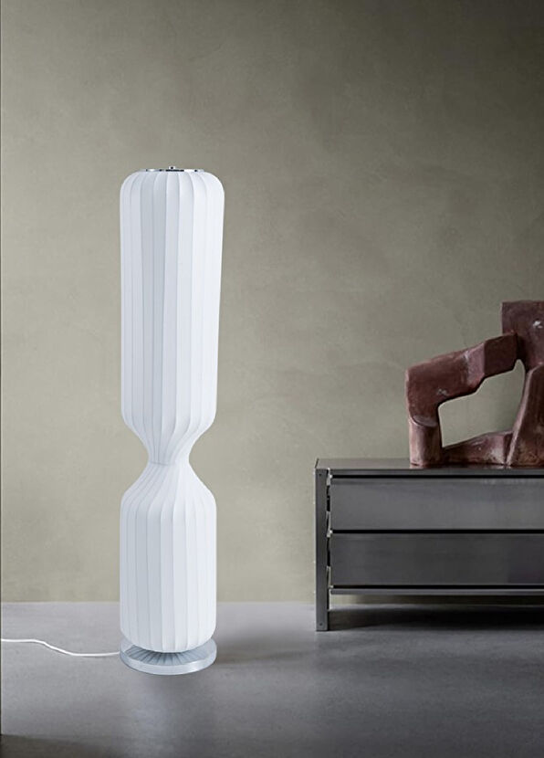 Heka - Mimosa Soft Touch White Knuckle Metal Floor Lamp