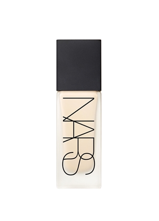 Nars All Day Luminous Weightless Foundation Gobi Bej Nars All Day Luminous Weightless Foundation Gobi Bej