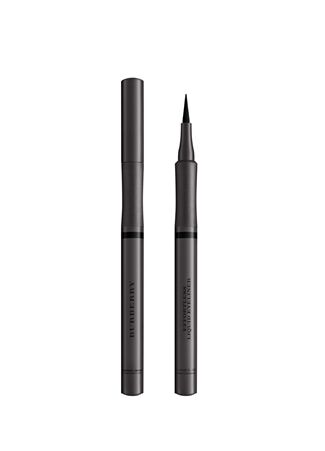 Burberry Effortless Liquid Jet Black 01 Eyeliner Siyah