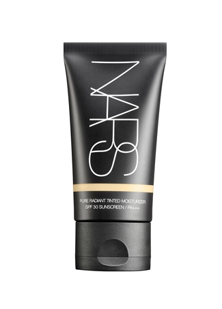 Nars Pure Radiant Tinted Moisturizer Finland Bej Nars Pure Radiant Tinted Moisturizer Finland Bej