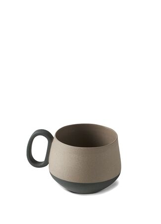 Esma Dereboy Tube Siyah Taş El Yapımı Porselen Kahve Fincanı Esma Dereboy Tube Siyah Taş El Yapımı Porselen Kahve Fincanı