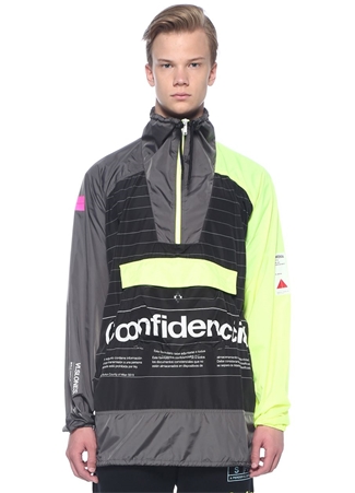 Marcelo Burlon Erkek Siyah Büzgü Detaylı Baskılı Yağmurluk M EU