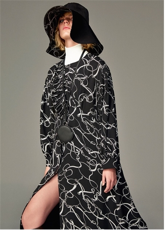 Beymen Collection Kadın Siyah Fularlı Zincir Desenli Uzun Kol Mini Elbise 34 Beymen Collection Kadın Siyah Fularlı Zincir Desenli Uzun Kol Mini Elbise 34
