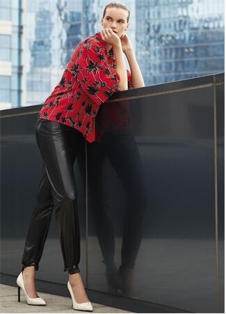 Academia Kadın Kırmızı Siyah Palmiye Desenli Krep Gömlek 34