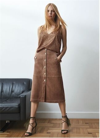 Beymen Collection Kadın Gold V Yaka İnce Askılı İşlemeli Bluz Kahverengi 40 Beymen Collection Kadın Gold V Yaka İnce Askılı İşlemeli Bluz Kahverengi 40