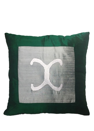 Atölye11 Anadolu Motifi 50x50 cm İpek Dekoratif Yastık Çok Renkli Atölye11 Anadolu Motifi 50x50 cm İpek Dekoratif Yastık Çok Renkli