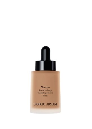 Giorgio Armani Maestro Fusion 05.5 Fondöten 30ml Giorgio Armani Maestro Fusion 05.5 Fondöten 30ml