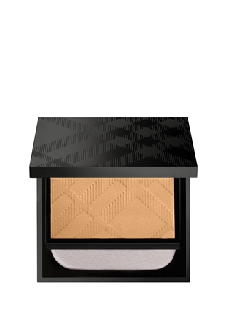 Burberry Matte Glow Compact 50 Medium Cool Fondöten Bej Burberry Matte Glow Compact 50 Medium Cool Fondöten Bej