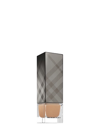 Burberry Skin Fresh Glow Foundation Warm Nude Bej Burberry Skin Fresh Glow Foundation Warm Nude Bej