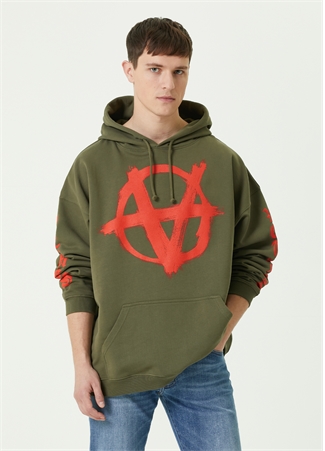 VETEMENTS Erkek Haki Kırmızı Kapüşonlu Figür Baskılı Sweatshirt S EU VETEMENTS Erkek Haki Kırmızı Kapüşonlu Figür Baskılı Sweatshirt S EU