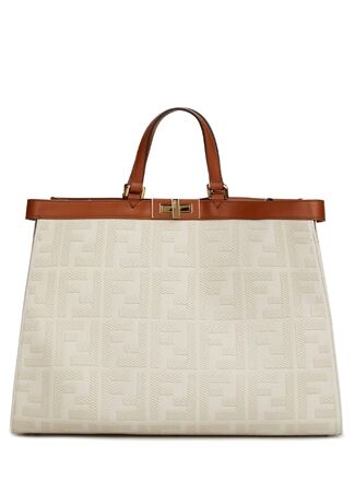 Fendi Kadın Bej Logo Dokulu Omuz Çantası EU