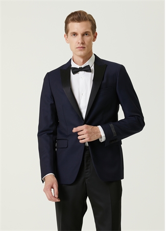 Pal Zileri Erkek Lacivert Kırlangıç Yaka Tek Düğmeli Yün Ceket Mavi 48 IT Pal Zileri Erkek Lacivert Kırlangıç Yaka Tek Düğmeli Yün Ceket Mavi 48 IT