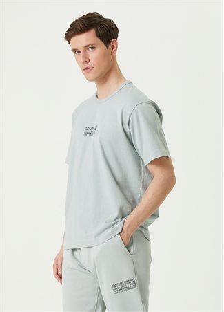 Helmut Lang Erkek Su Yeşili Logo Baskılı T-shirt Yeşil M Eu Helmut Lang Erkek Su Yeşili Logo Baskılı T-shirt Yeşil M Eu