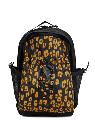 The North Face Kadın Bozer Siyah Sarı Logolu Sırt Çantası EU The North Face Kadın Bozer Siyah Sarı Logolu Sırt Çantası EU