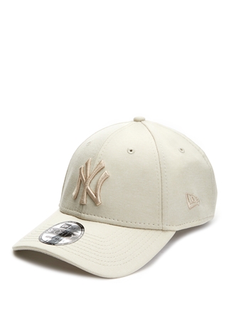 New Era Kadın Shadow Tech 9forty Bej Şapka Eu New Era Kadın Shadow Tech 9forty Bej Şapka Eu
