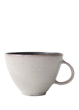 Aisha Bej Seramik Cappuccino Fincanı Siyah Aisha Bej Seramik Cappuccino Fincanı Siyah