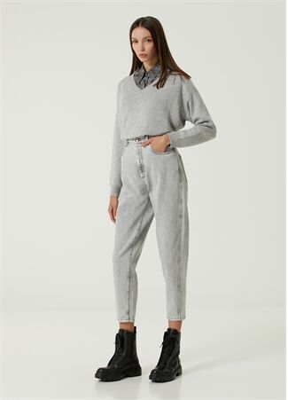 Brunello Cucinelli Kadın Tapered Fit Gri Yüksek Bel Jean Pantolon 40 IT