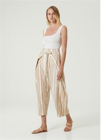 Cult Gaia Kadın Bej Çizgili Kat Detaylı Pantolon XS EU Cult Gaia Kadın Bej Çizgili Kat Detaylı Pantolon XS EU