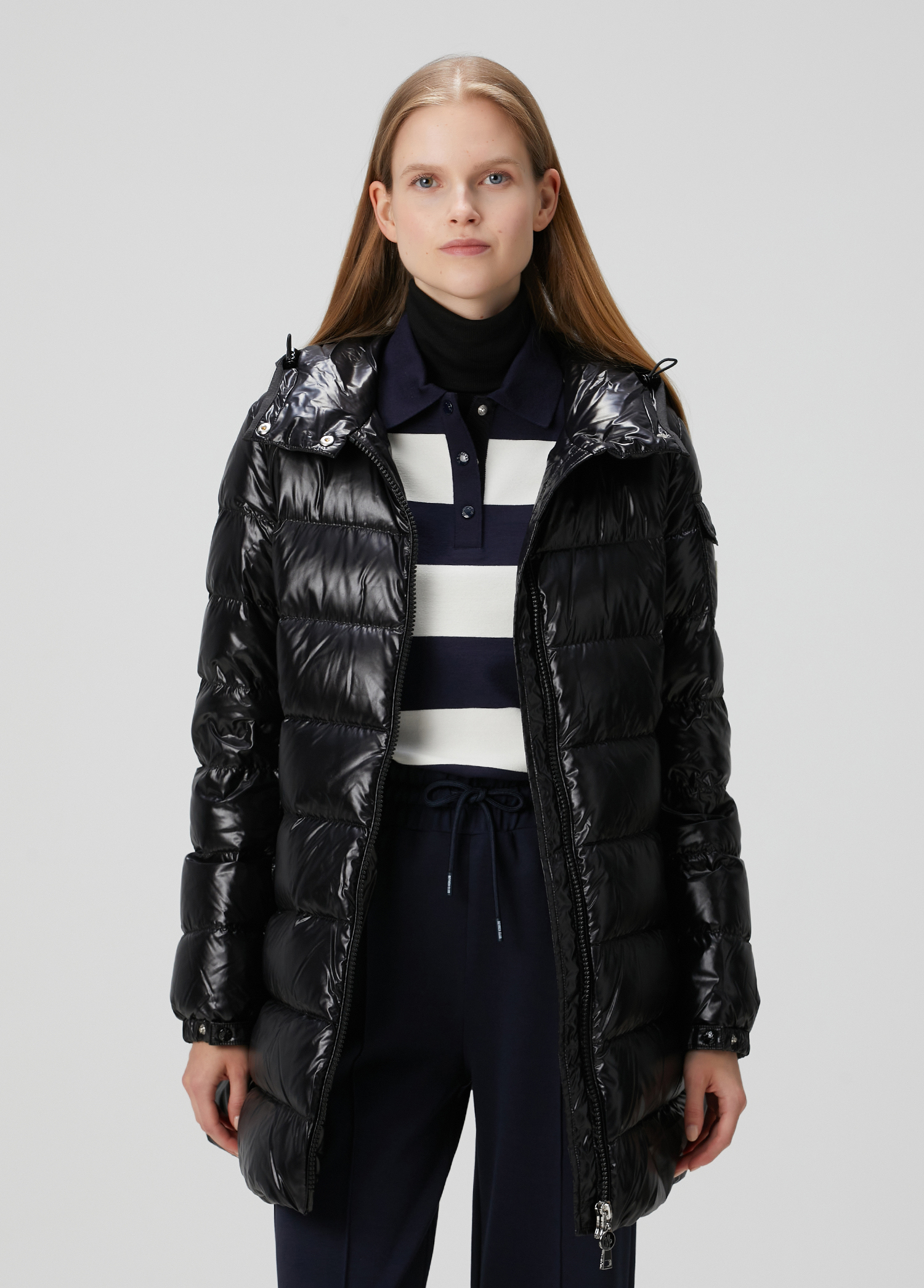 Moncler Siyah Kadın Courcelles Siyah Kapüşonlu Puffer Mont 1738668 | Beymen