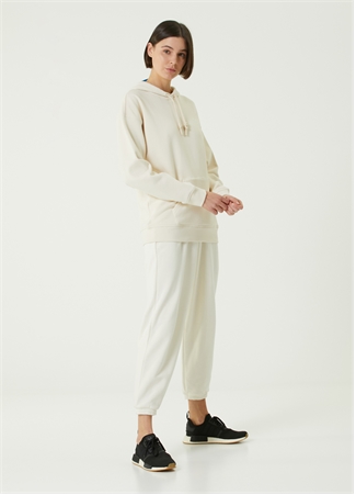 adidas Kadın Adicolor Classics Trefoil Ekru Sweatshirt Bej 32 EU adidas Kadın Adicolor Classics Trefoil Ekru Sweatshirt Bej 32 EU