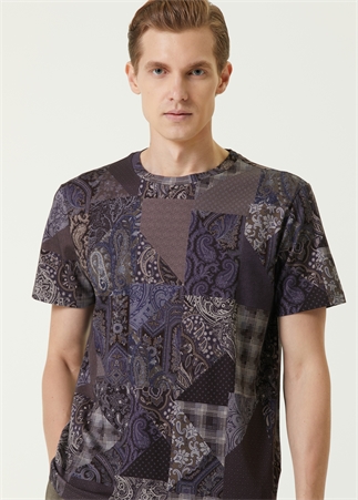 Etro Erkek Mavi Patchwork Etnik Desenli T-shirt S EU Etro Erkek Mavi Patchwork Etnik Desenli T-shirt S EU