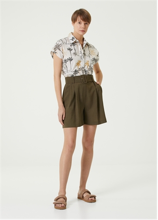 Beymen Club Kadın Haki Beli Kemerli Pilili Mini Şort 34 Beymen Club Kadın Haki Beli Kemerli Pilili Mini Şort 34