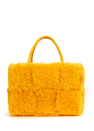 Bottega Veneta Kadın The Cassette Sarı Deri Çanta EU Bottega Veneta Kadın The Cassette Sarı Deri Çanta EU