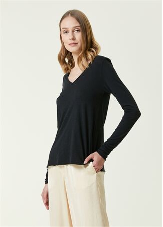 American Vintage Kadın Siyah V Yaka Uzun Kol T-shirt XS EU American Vintage Kadın Siyah V Yaka Uzun Kol T-shirt XS EU