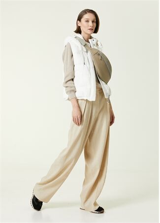 Brunello Cucinelli Kadın Bej Yüksek Bel Pilili Keten Pantolon 40 IT Brunello Cucinelli Kadın Bej Yüksek Bel Pilili Keten Pantolon 40 IT
