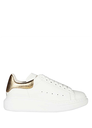 Alexander McQueen Kadın Oversize Beyaz Gold Logolu Deri Sneaker 37 EU Alexander McQueen Kadın Oversize Beyaz Gold Logolu Deri Sneaker 37 EU
