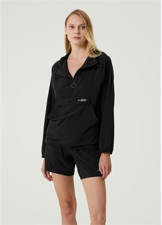 Academia Kadın Siyah Kapüşonlu Mont S