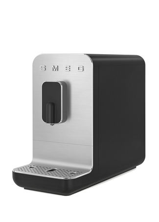 Smeg 50s Style Siyah Espresso Otomatik Kahve Makinesi Smeg 50s Style Siyah Espresso Otomatik Kahve Makinesi
