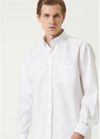 Lacoste Erkek Regular Fit Beyaz Düğmeli Yaka Gömlek M EU