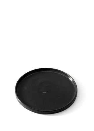 Hiç Ceramics Kara Yuvarlak Formlu Küçük Seramik Tabak Çok Renkli Hiç Ceramics Kara Yuvarlak Formlu Küçük Seramik Tabak Çok Renkli