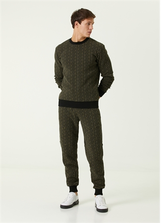 Balmain Erkek Haki Beli Kordonlu Desenli Jogger Eşofman Altı Siyah S EU Balmain Erkek Haki Beli Kordonlu Desenli Jogger Eşofman Altı Siyah S EU