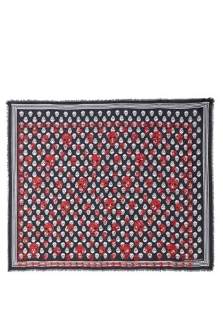 Alexander McQueen Kadın Siyah Kırmızı Kurukafa Desenli Şal EU