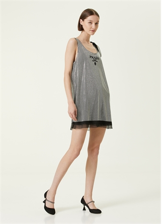 Prada Kadın Silver Logo Detaylı Mini İpek Elbise Gri 38 IT Prada Kadın Silver Logo Detaylı Mini İpek Elbise Gri 38 IT
