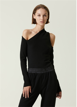 Beymen Collection Kadın Siyah Kesim Detaylı Yün Kazak L Beymen Collection Kadın Siyah Kesim Detaylı Yün Kazak L