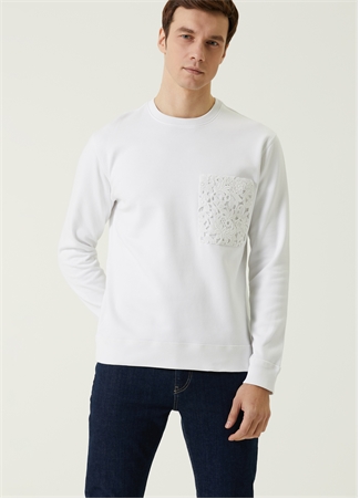Valentino Erkek Beyaz Çiçek Aplikeli Logolu Sweatshirt Xl Eu Valentino Erkek Beyaz Çiçek Aplikeli Logolu Sweatshirt Xl Eu