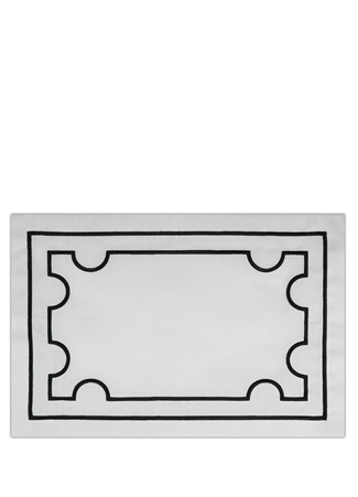 Baci Milano Siyah Kenarı Nakışlı 30x45 Cm Amerikan Servis Baci Milano Siyah Kenarı Nakışlı 30x45 Cm Amerikan Servis