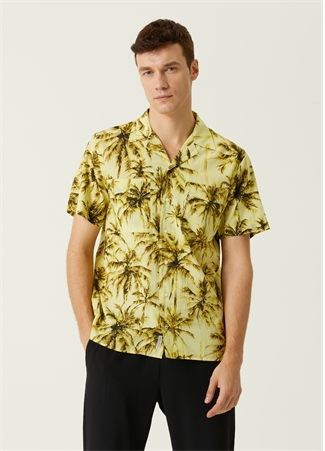 Tommy Hilfiger Erkek Sarı Palmiye Desenli Kısa Kol Gömlek Siyah L EU Tommy Hilfiger Erkek Sarı Palmiye Desenli Kısa Kol Gömlek Siyah L EU
