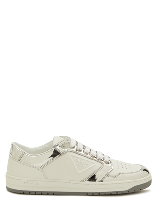 Prada Kadın Beyaz Logolu Delik Desenli Deri Sneaker 36 EU Prada Kadın Beyaz Logolu Delik Desenli Deri Sneaker 36 EU