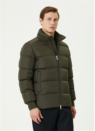 Moncler Erkek Haki Kapüşonlu Logolu Puff Mont 6 US Moncler Erkek Haki Kapüşonlu Logolu Puff Mont 6 US