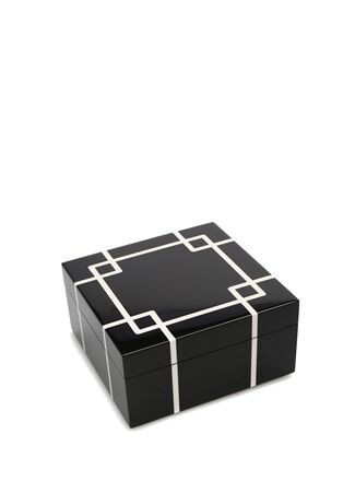 Pacific Connections Siyah Beyaz Desenli Dekoratif Kutu