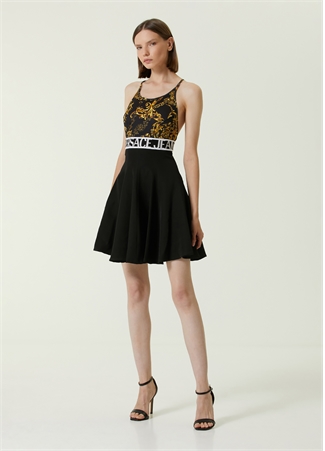 Versace Jeans Couture Kadın Siyah Desenli Sırtı Açık Mini Elbise 42 IT Versace Jeans Couture Kadın Siyah Desenli Sırtı Açık Mini Elbise 42 IT