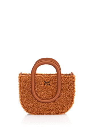 Qimu Kadın Micro Qaila Kamel Deri Shearling El Çantası Kahverengi EU Qimu Kadın Micro Qaila Kamel Deri Shearling El Çantası Kahverengi EU