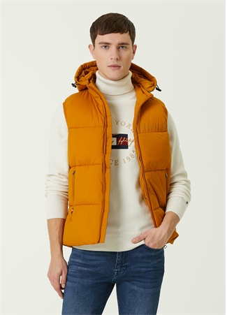 Tommy Hilfiger Erkek Hardal Kapüşonlu Logolu Yelek Sarı S EU Tommy Hilfiger Erkek Hardal Kapüşonlu Logolu Yelek Sarı S EU