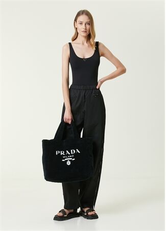 Prada Kadın Siyah Paçası Fermuarlı Pantolon 40 IT