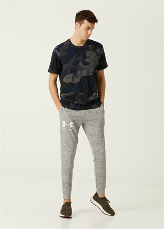 Under Armour Erkek Gri Beli Kordonlu Jogger Eşofman Altı Beyaz XS EU Under Armour Erkek Gri Beli Kordonlu Jogger Eşofman Altı Beyaz XS EU